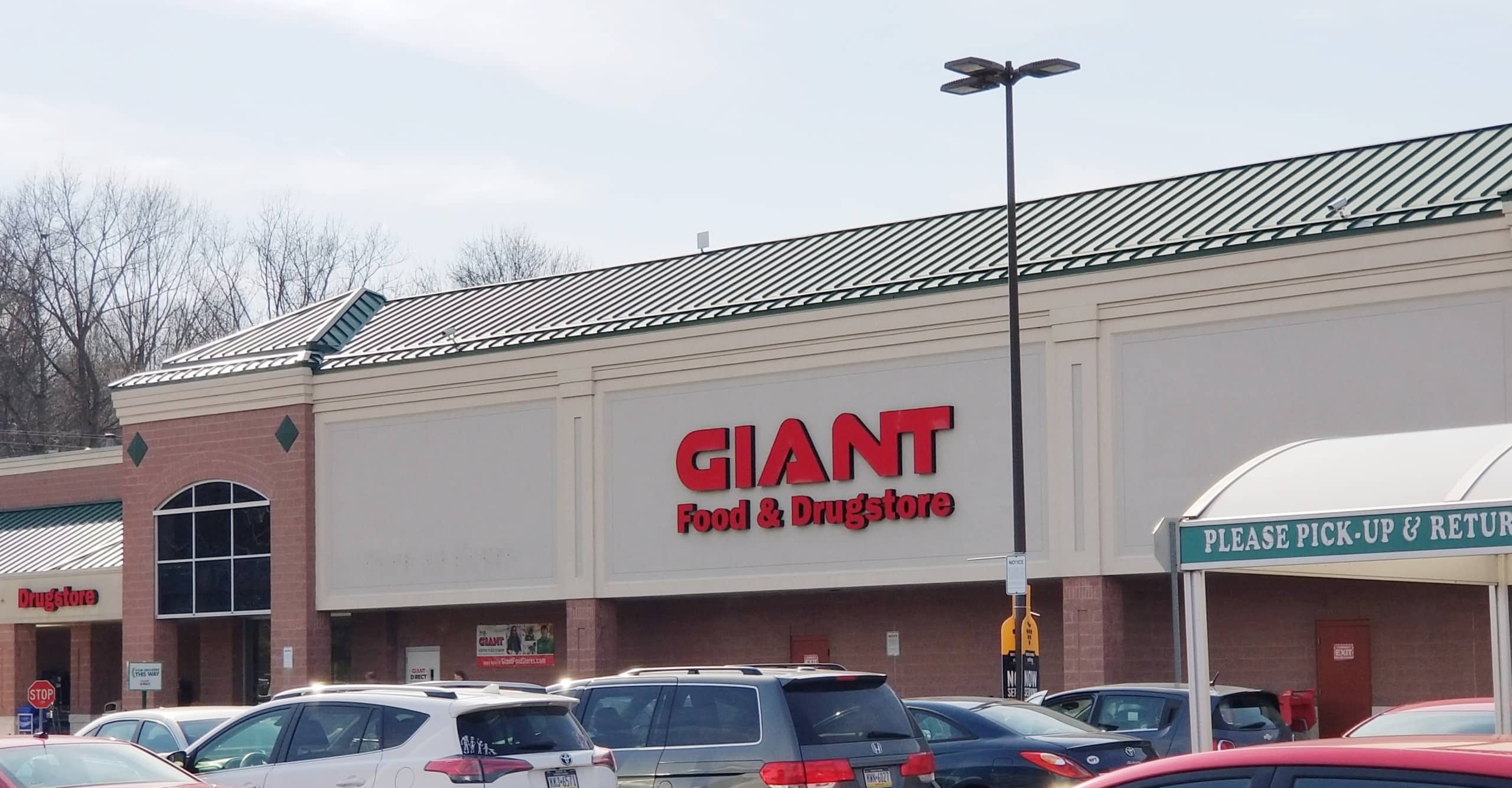 Giant Kicks Off 100th Anniversary Celebration with Donations, Nonprofit ...