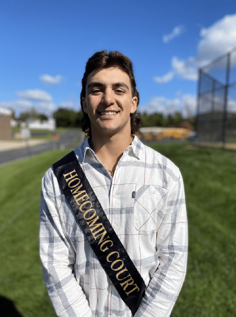 Hailey Robertson & Dante Mahaffey: 2021 Saucon Valley Homecoming Court ...